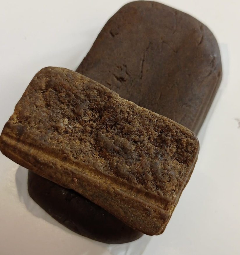 CBD HASH 1 grams, 10 grams og 100 grams.